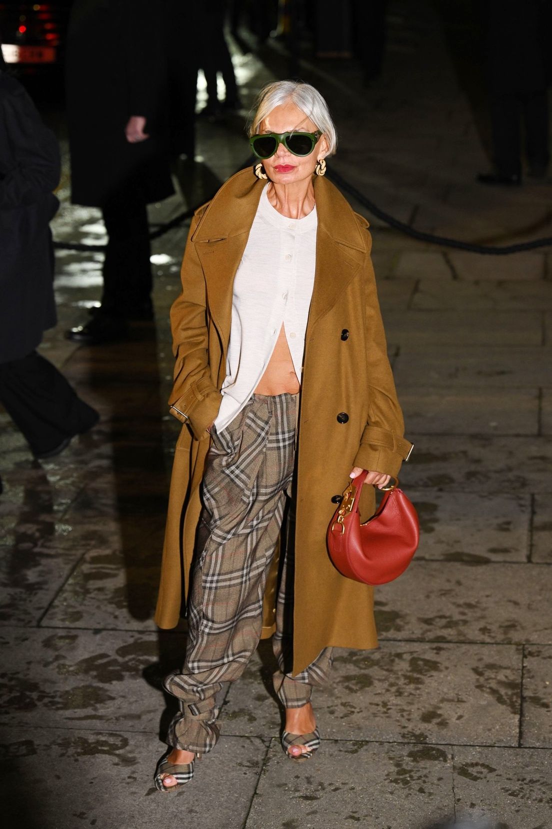 15 sjajnih kombinacija 60-godišnjakinje koja kaže da stil ne poznaje godine