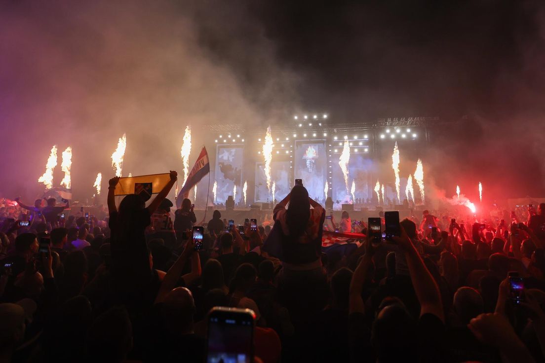 Thompson na početku koncerta u Sinju uputio snažne riječi: ''Iza nas ne ...