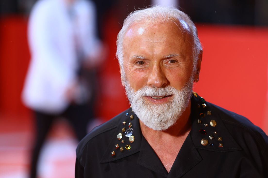 Dino Merlin priprema spektakl na Koševu, poznato je kada će zapjevati!