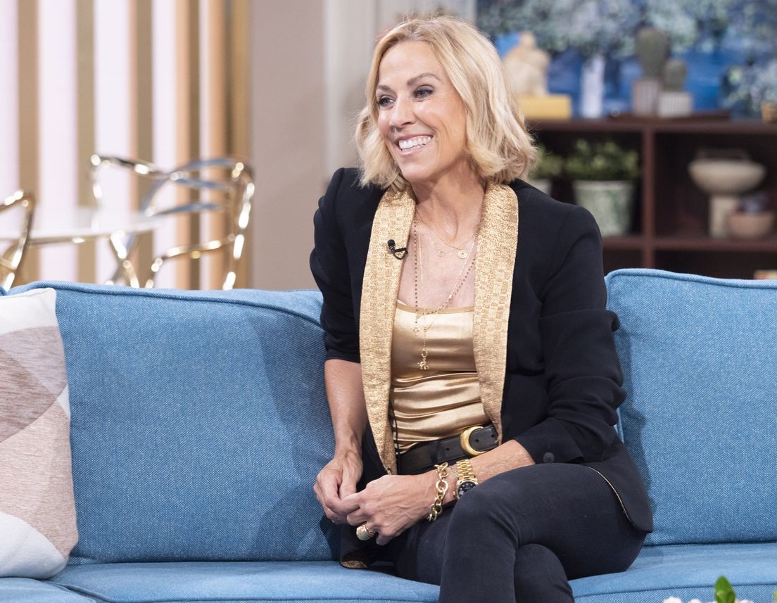 Hitovima je osvojila svijet, a na Grammyjima u 63. godini pokazala da i ...