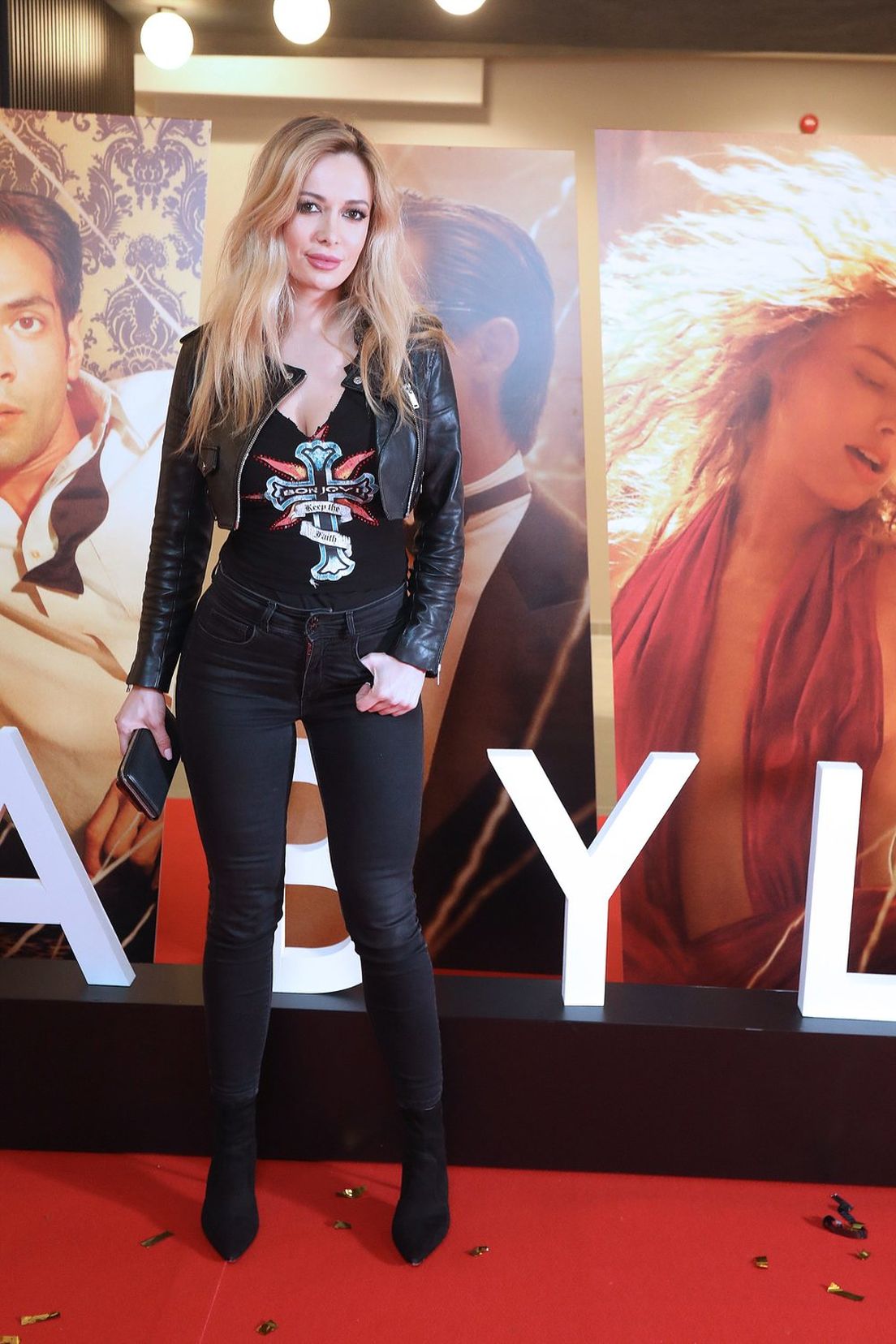 Lidija Bačić pozirala u haljini koja jedva pokriva stražnjicu, no ...