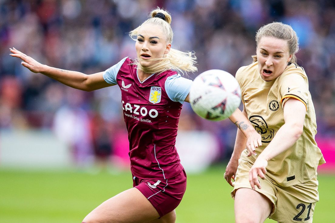 FOTO Najljepša nogometašica na svijetu izazvala pomamu navijača kada je ...