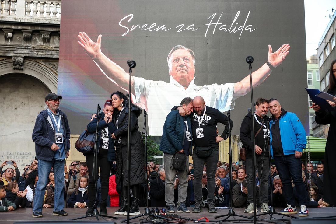 Pogledajte video iz Sarajeva! Halid Bešlić u svom gradu dobio oproštaj ...