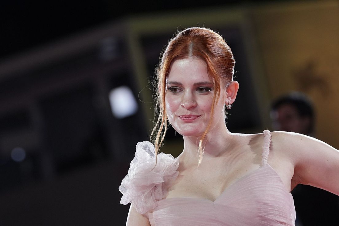 Hrvatska i crnogorska glumica ostavile sve bez daha kada su prošetale ...