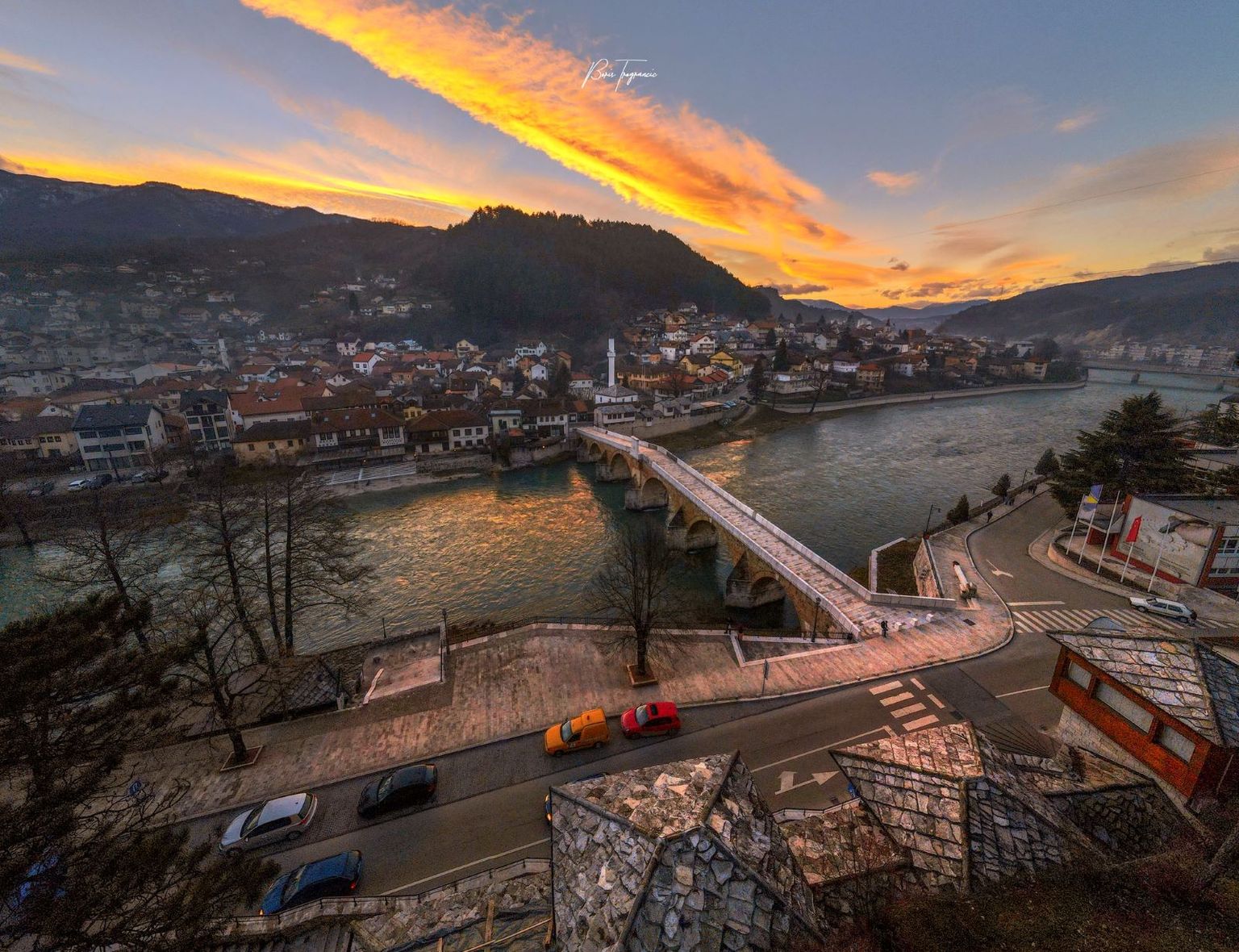 Točka spajanja Bosne i Hercegovine: Veličanstveni stari most na koji su ...