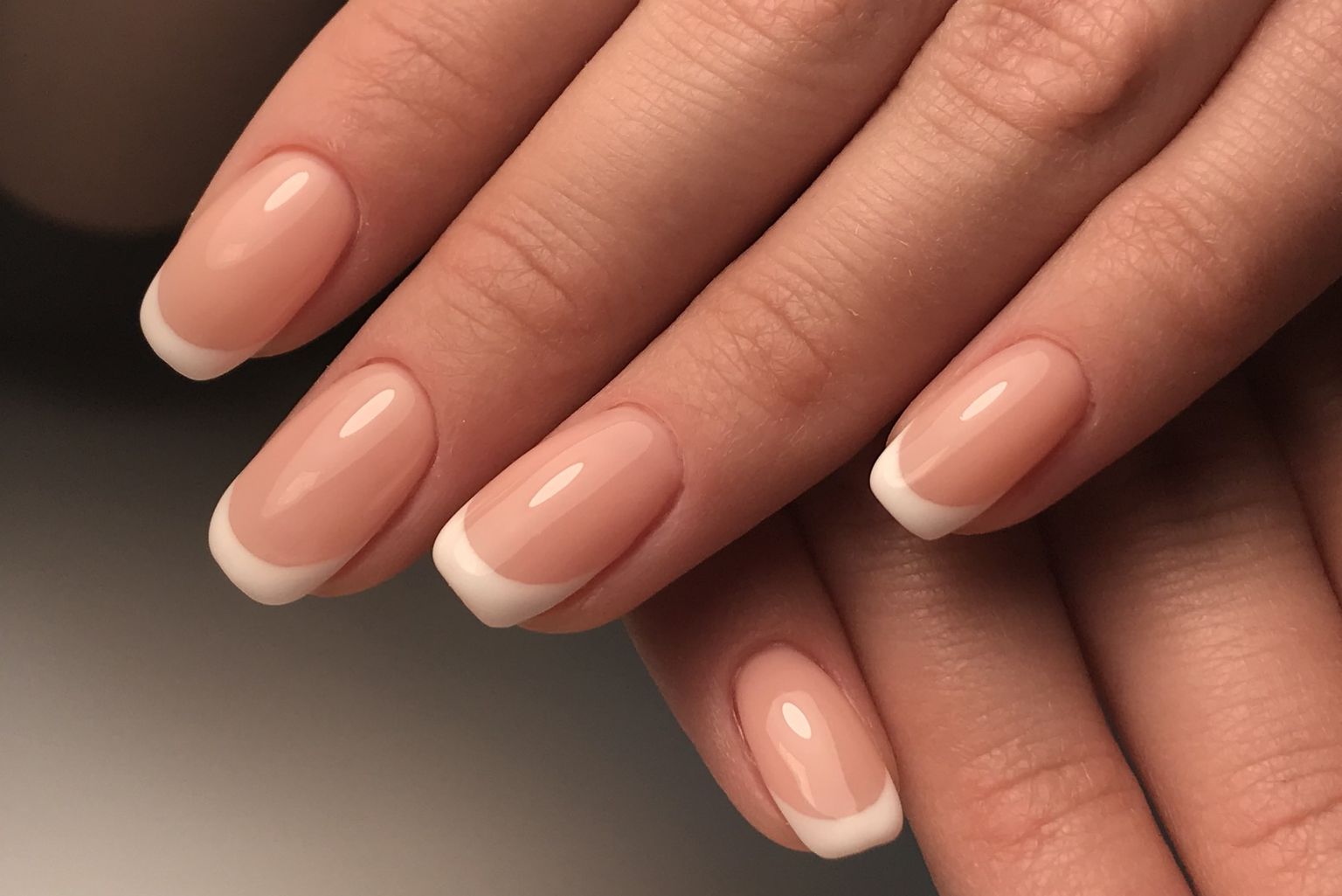 Nema ljepše? Manikura za sve dužine koja nikad neće izaći iz mode