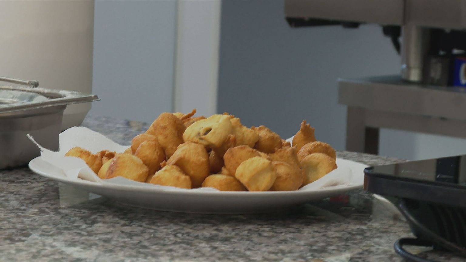 Dubai fritule po 11 eura zvijezda su adventa: "Zapravo smo shvatili da ...