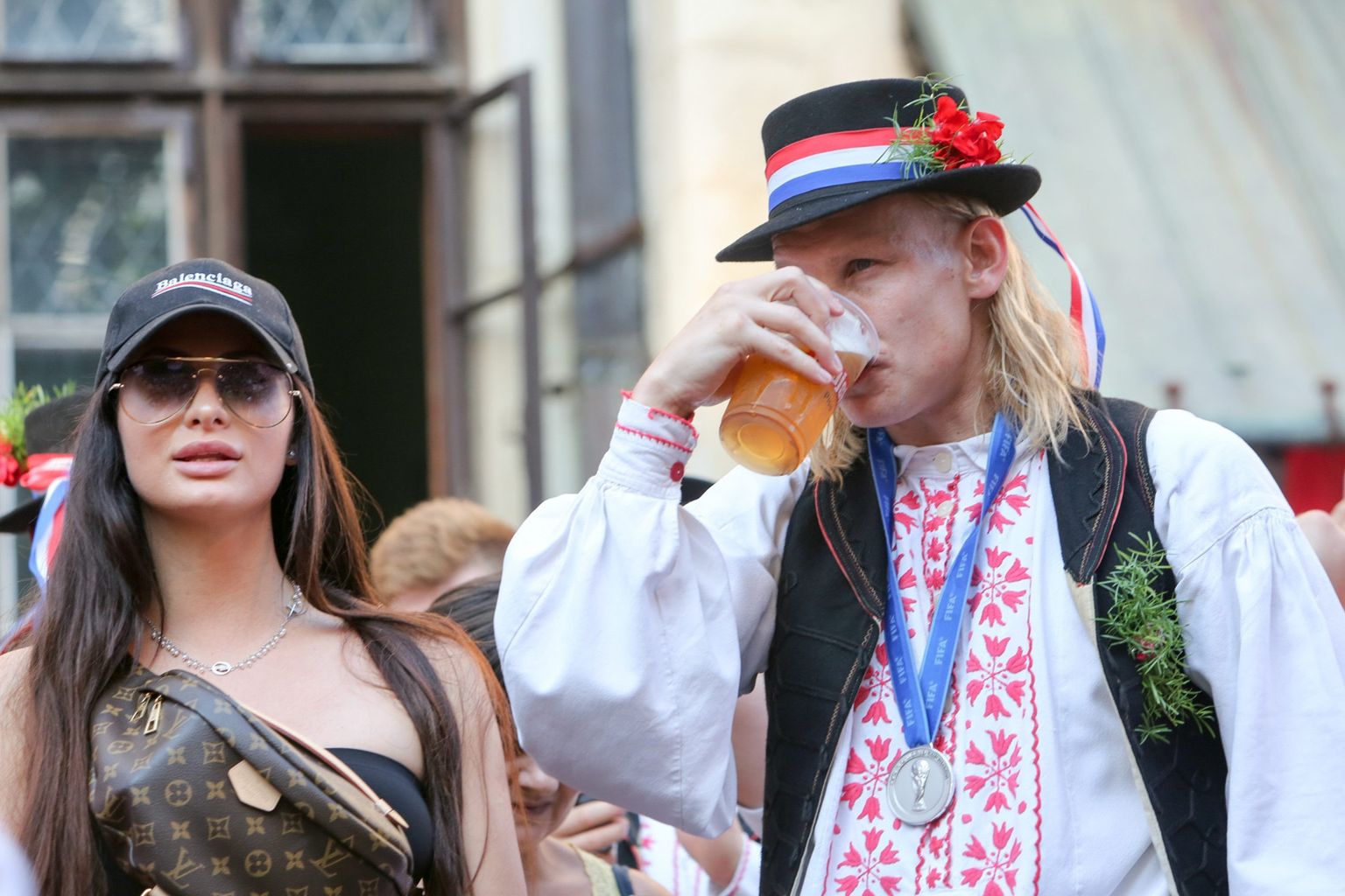 Domagoj Vida zasuo suprugu Ivanu skupocjenim rođendanskim poklonima ...