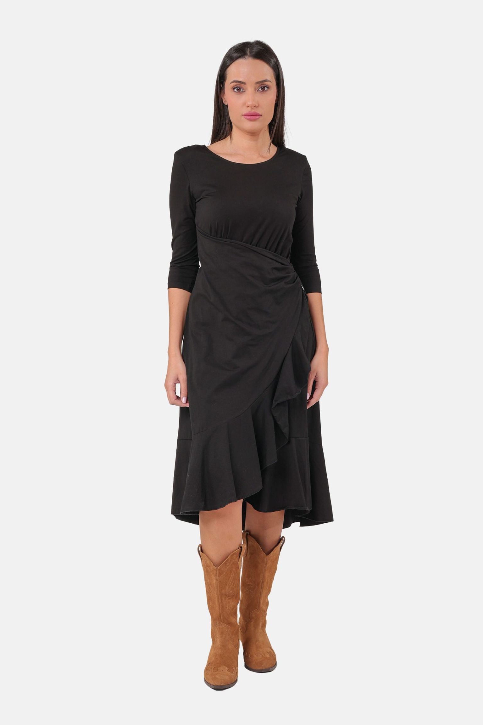 15 haljina u crnoj boji već od 15 eura