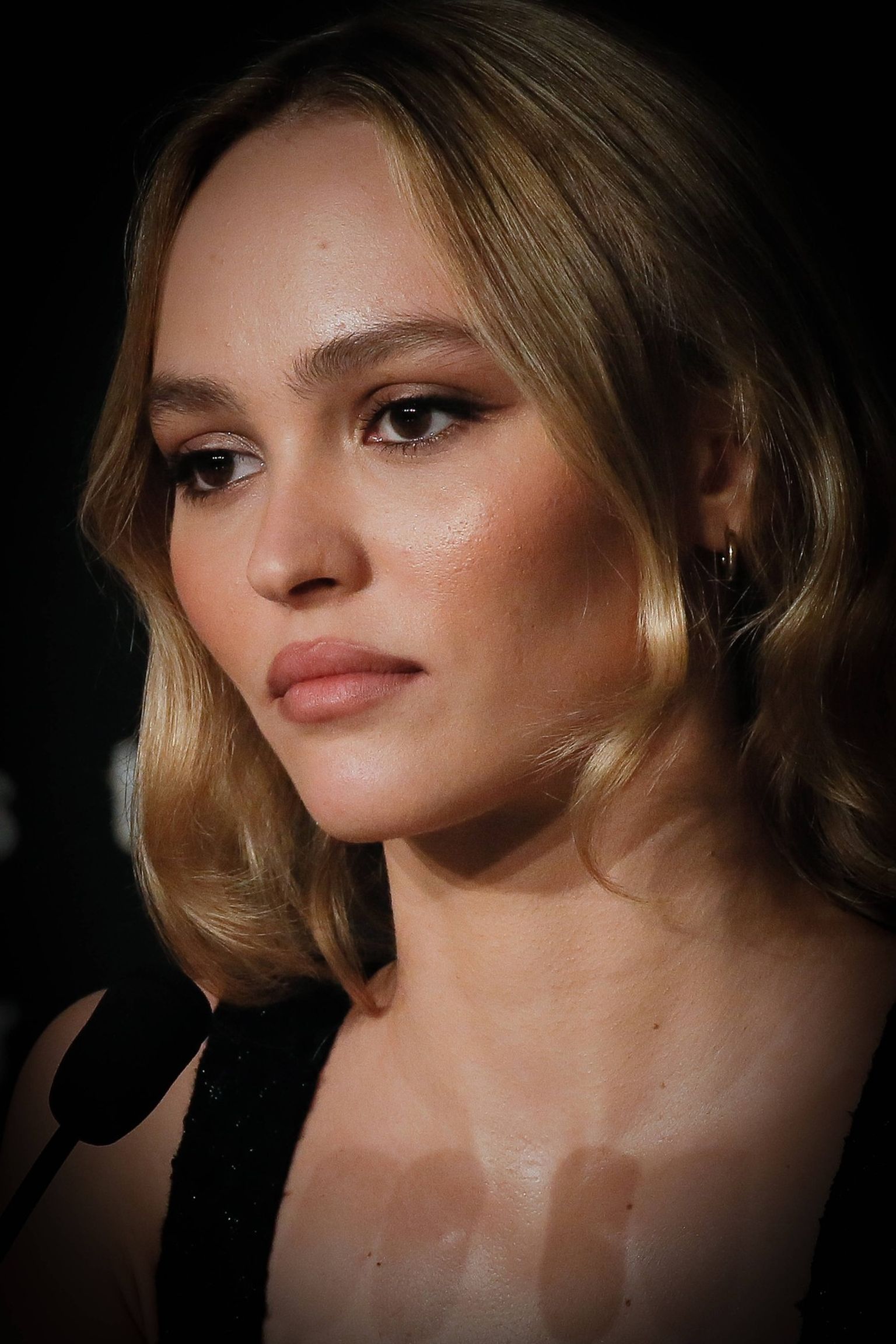 Kći legendarnog glumca nekoć je ljubila slavne frajere, a sada su je ...