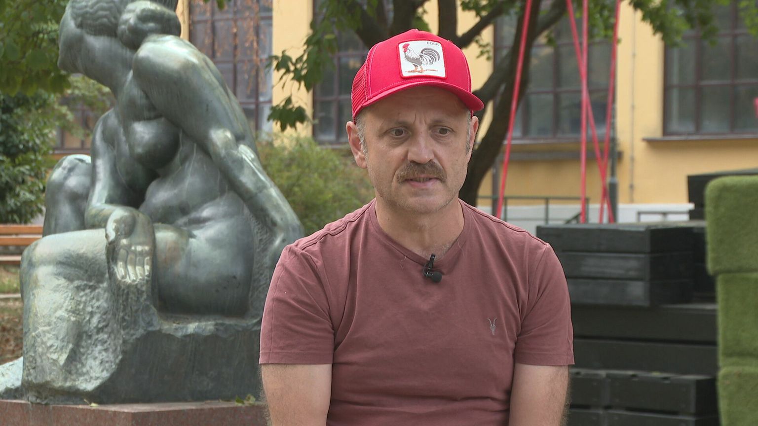 Supruga Mile Kekina iznenadila odjevnom kombinacijom kakva se u Saboru ne viđa često!