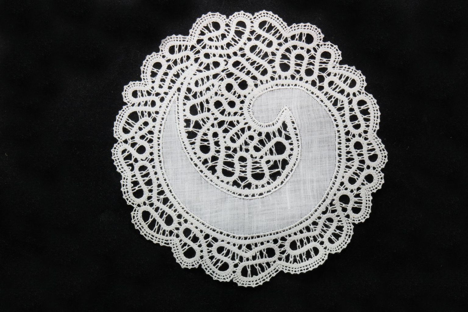 Lijepa Idrija usred još ljepše prirode: Grad pod kojim teče tekuće ...