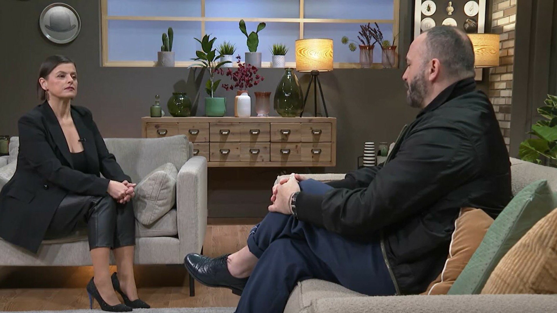 Prije 16 godina bio je jedan od omiljenih domaćih voditelja, a onda mu ...