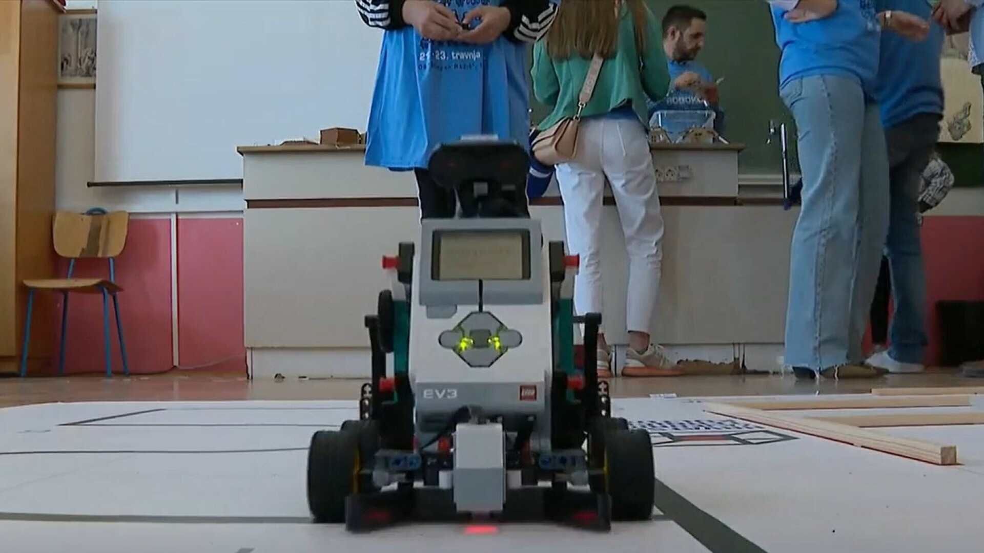 Natjecanje učenika iz robotike u Imotskom: "Postat ćemo bogati ako ...