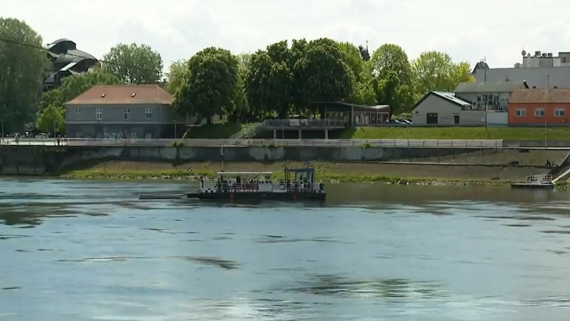 Kompom s jedne strane obale na drugu i nakon 107 godina: Koriste je ...