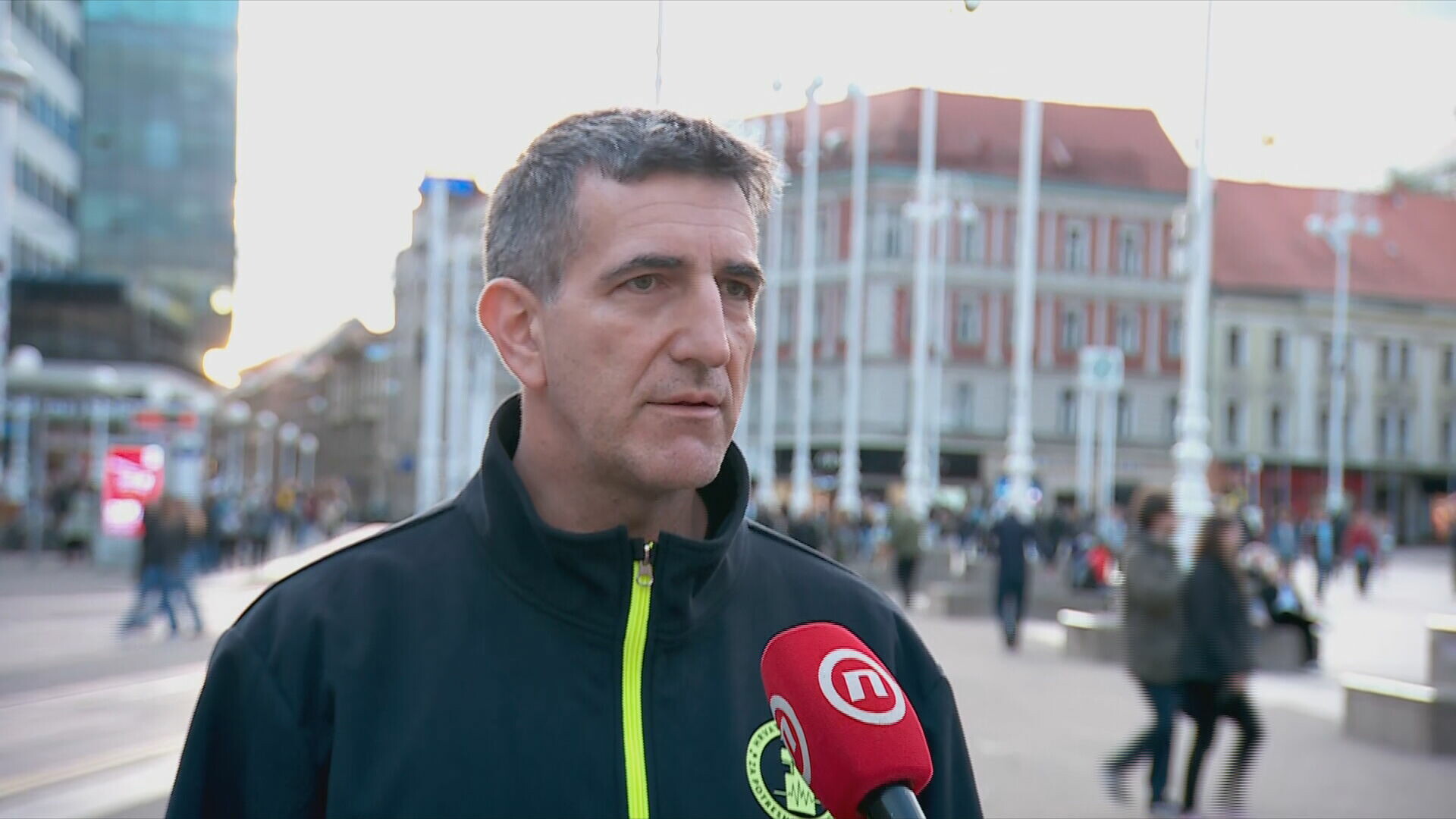 Ljudi pod ruševinama, rupe na cestama... Što bi se dogodilo da je ...