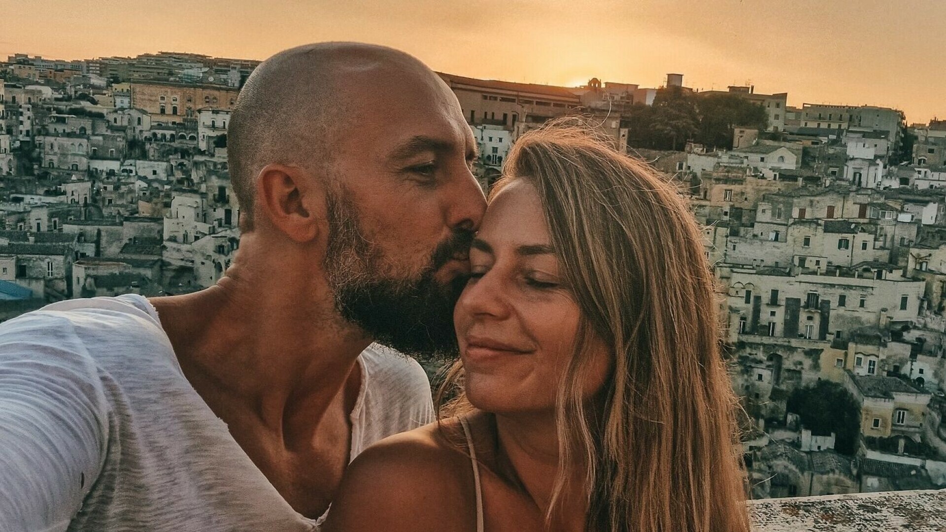 Naš proslavljeni putopisac i njegova supruga dugo su pokušavali postati ...