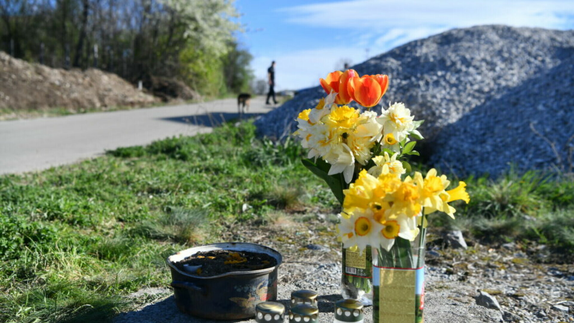 Tužan prizor na mjestu gdje je mala Danka ubijena: Pogledajte što su ostavili uz cvijeće i svijeće