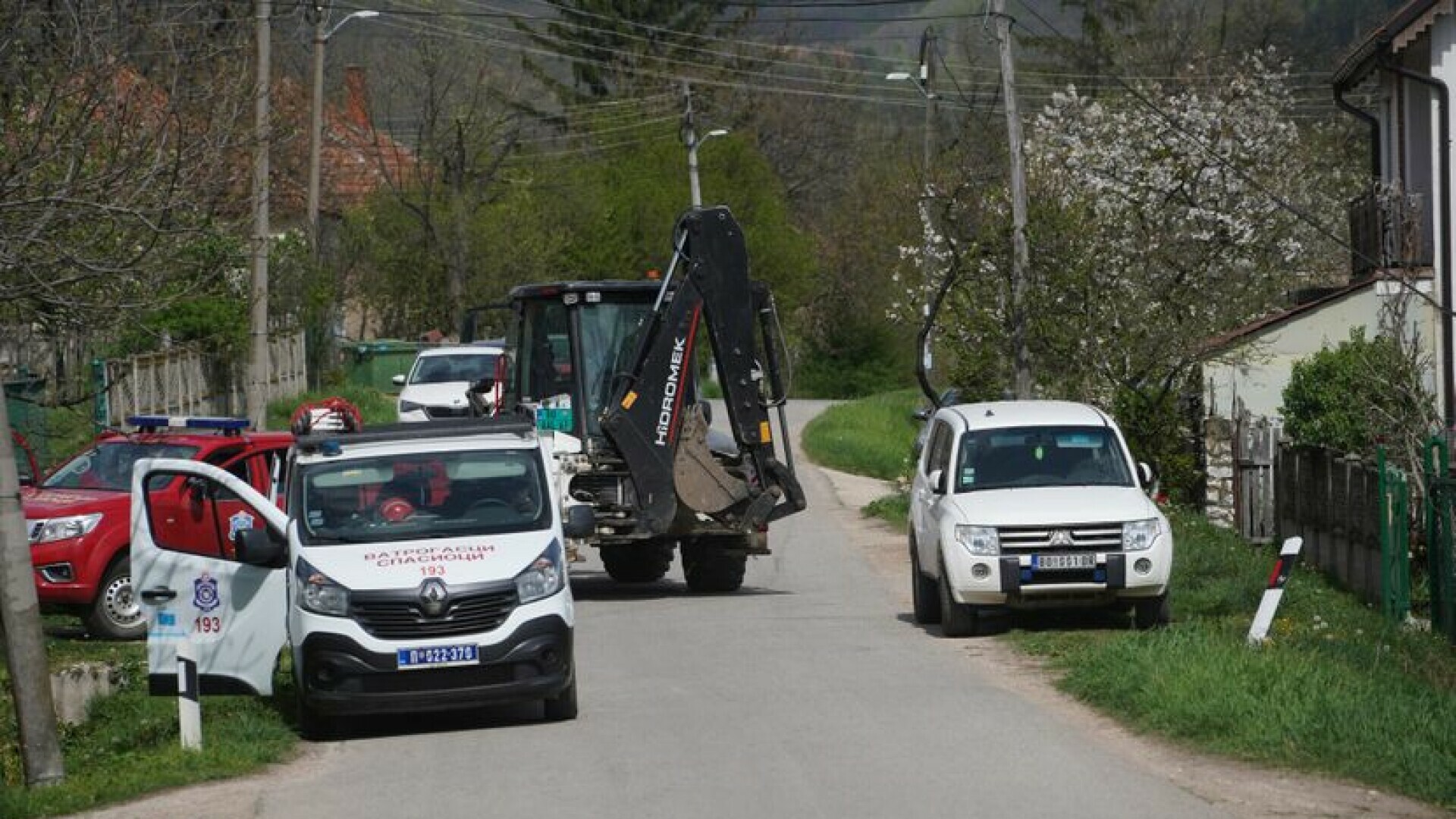 Obustavljena potraga u selu Zlot, jedan od osumnjičenih izveden iz policijske stanice, baka ...
