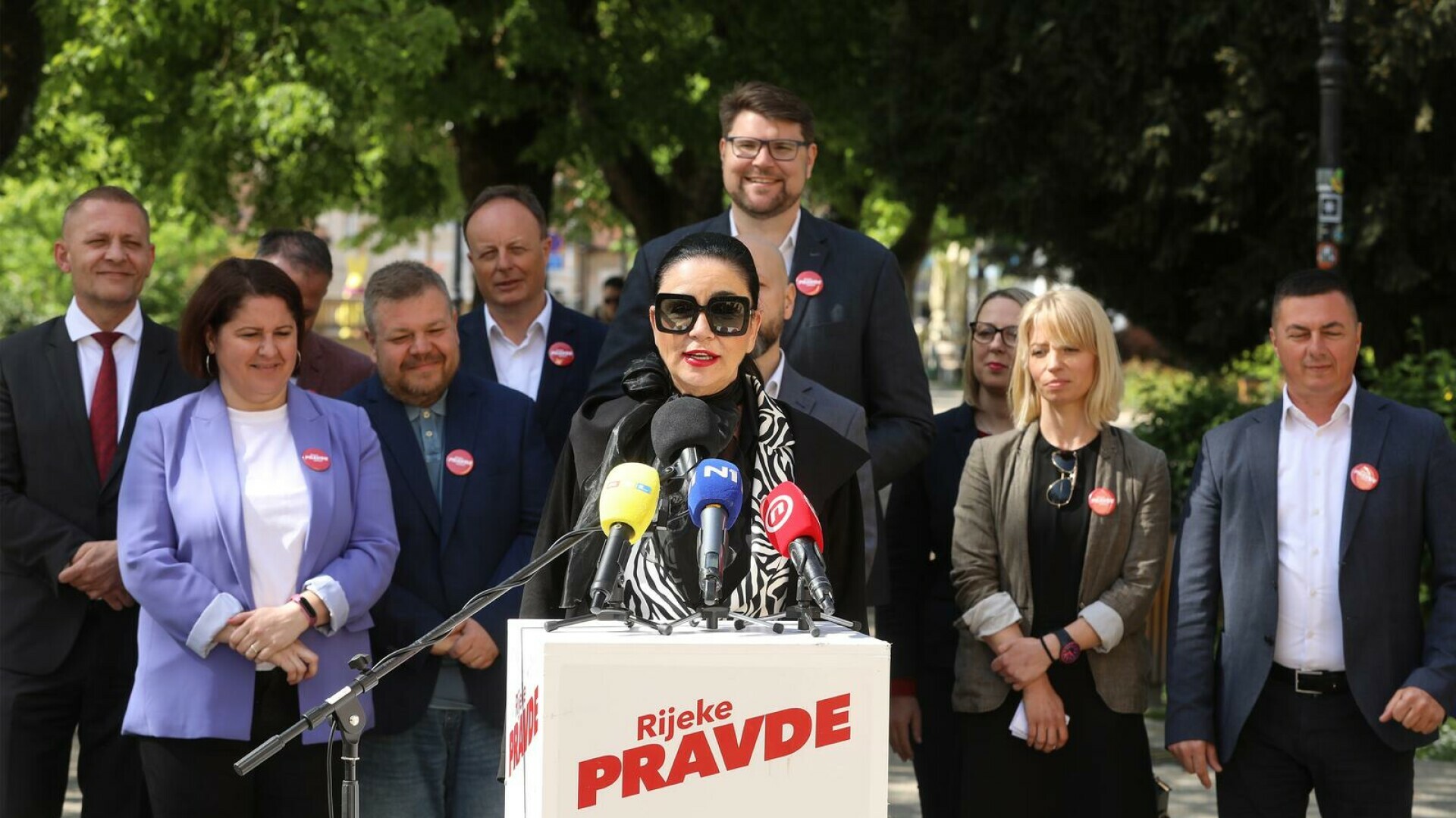 Alka Vuica pozirala s glazbenikom za kojeg se i danas šuška da su bili zajedno: ''Bilo je divno ...