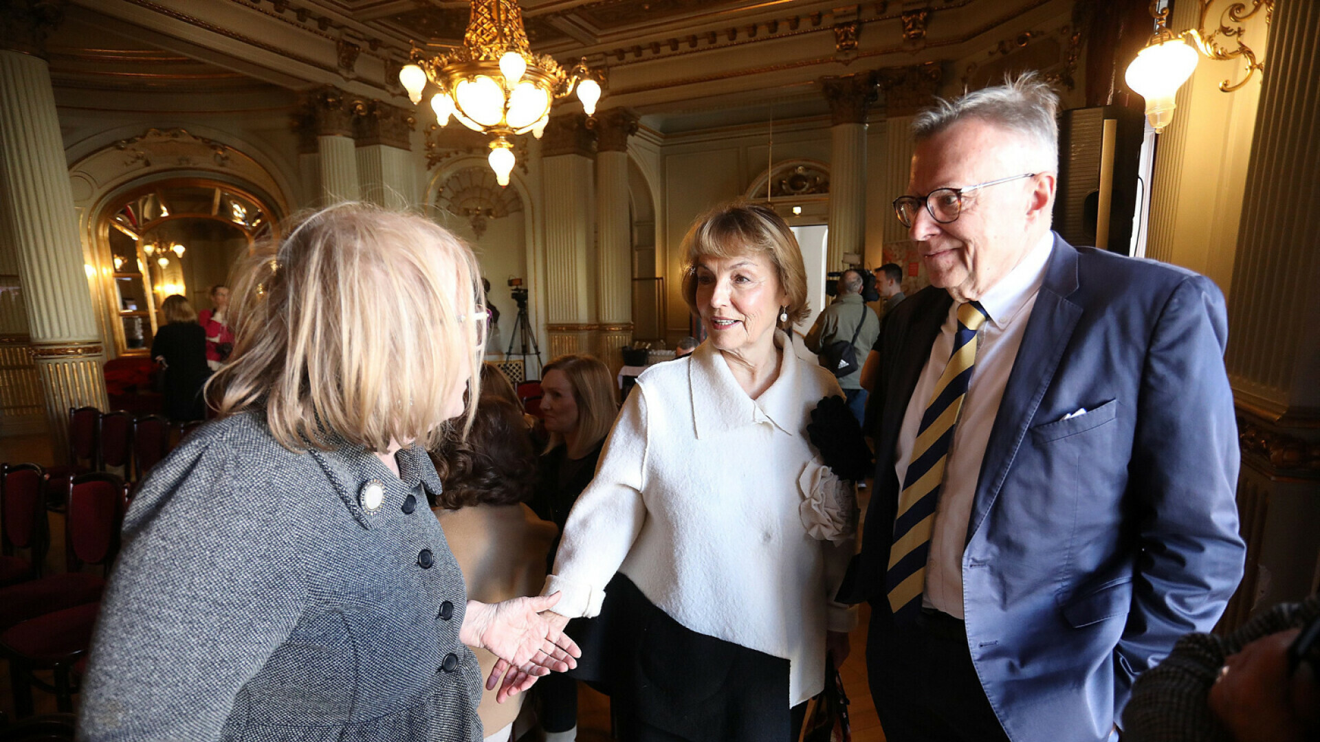 Tko je suprug Vesne Pusić? Samozatajni Amerikanac uspješan je biznismen ...