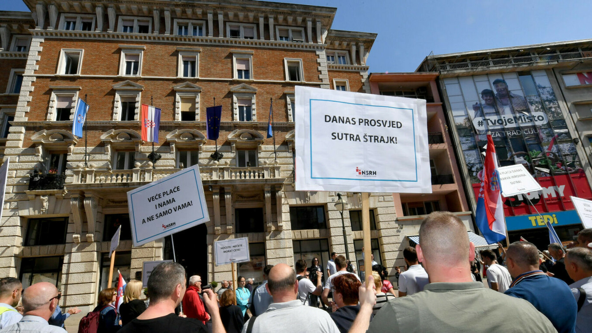 Radnici javnog gradskog prijevoznika u Rijeci prosvjeduju: "Izrabljuje ...