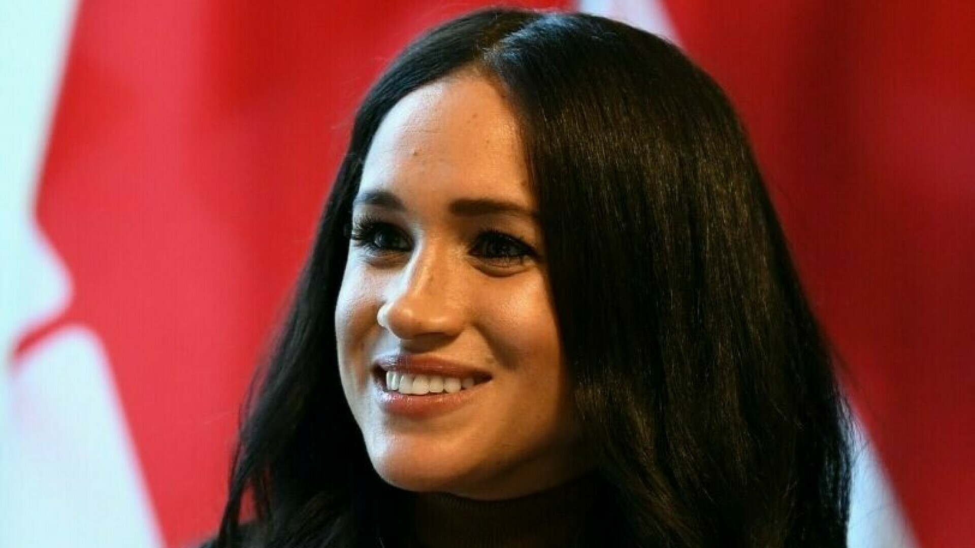 Obožavatelji Meghan Markle osudili su potez kraljevske palače pa ih ...