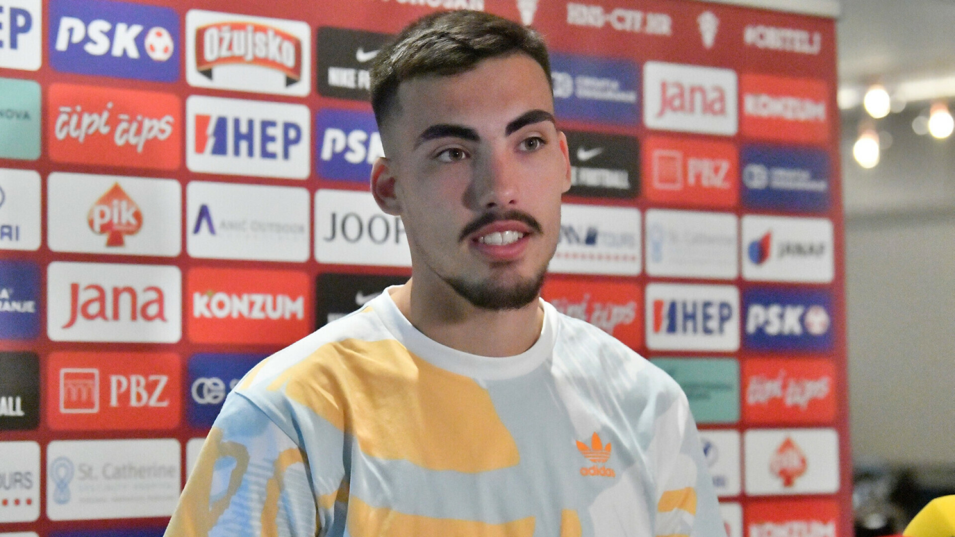 Bivši Vatreni ponosni je otac četvorice sinova, a evo kako izgleda ...