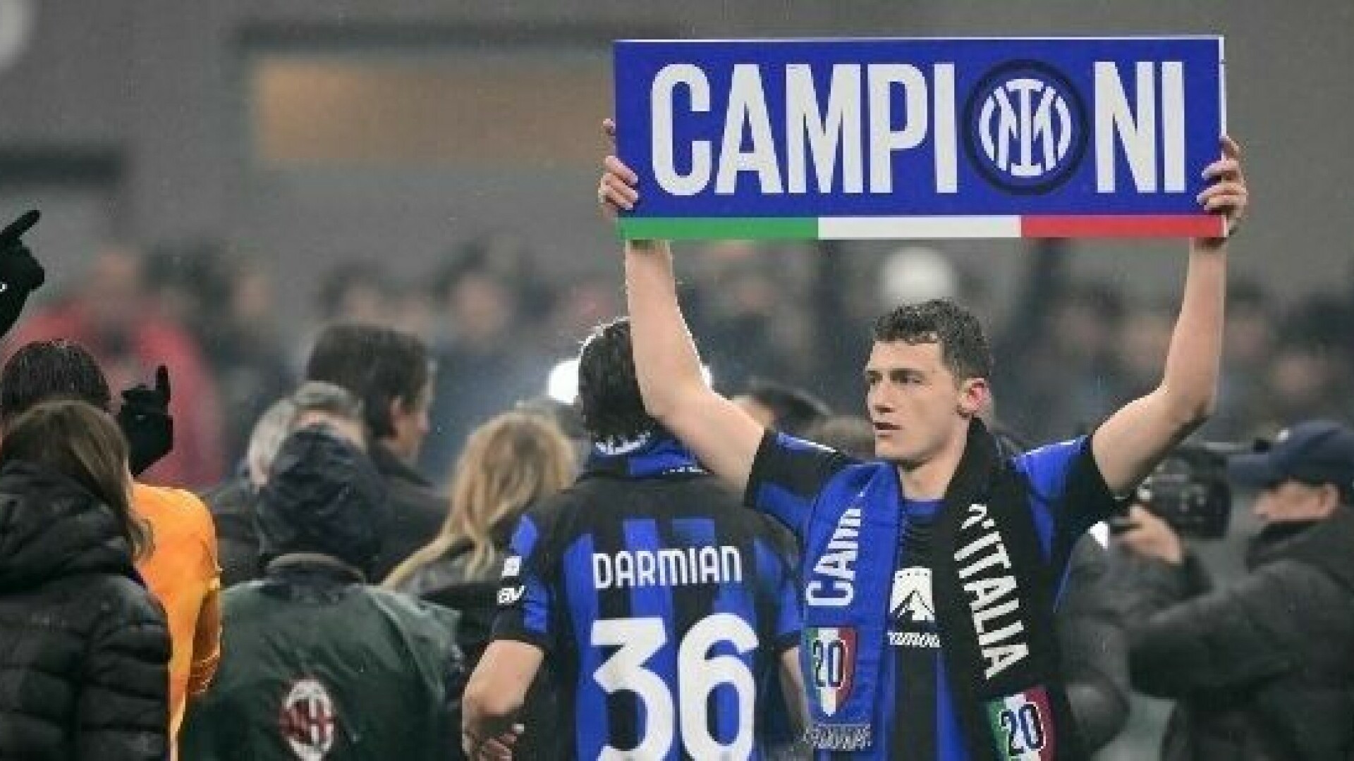 Inter nakon velikog slavlja protiv Milana promijenio grb, evo i zašto