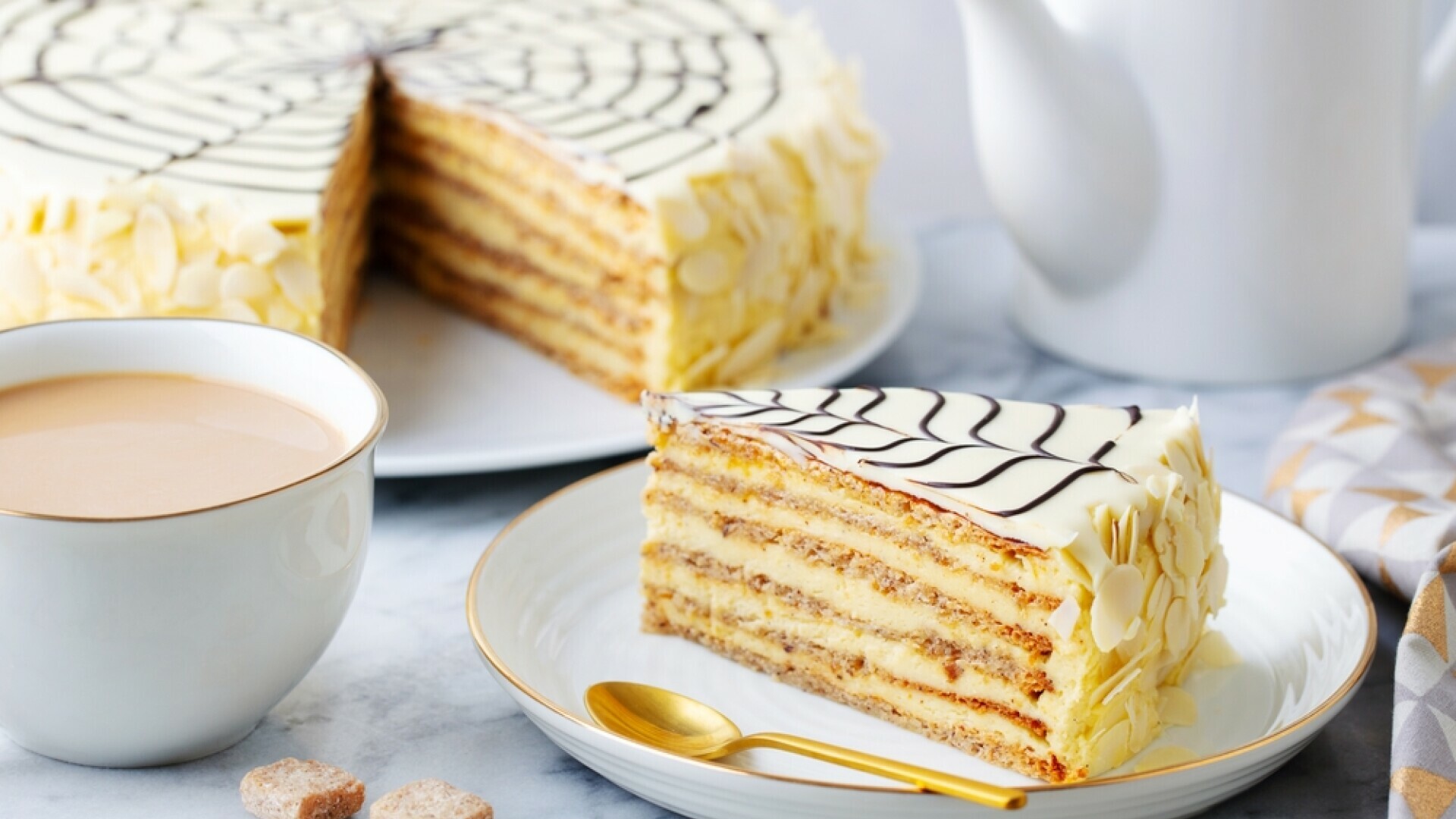 Tako divna i fina! Recept za Esterhazy tortu koja oduševljava na prvi ...