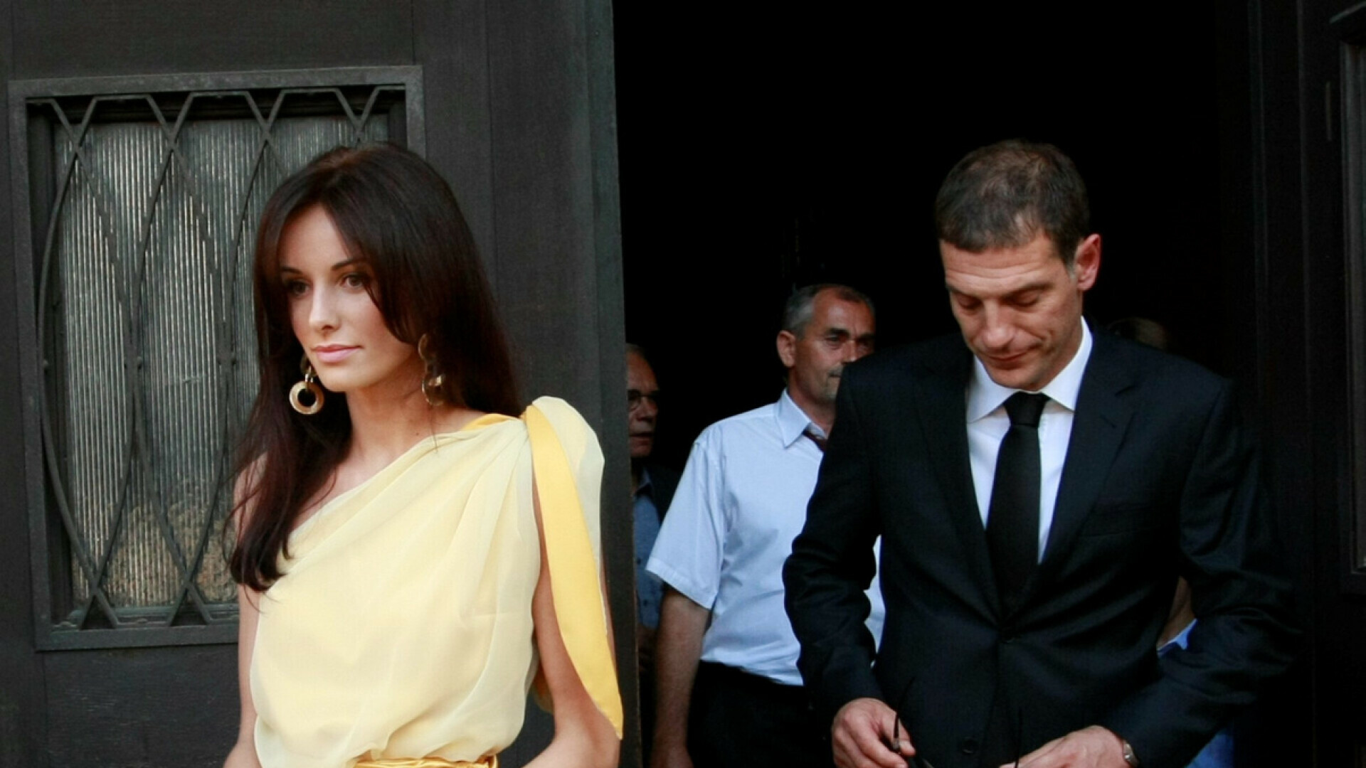 Slaven Bilić snimljen u rijetkom izlasku s partnericom i djecom, jedan ...