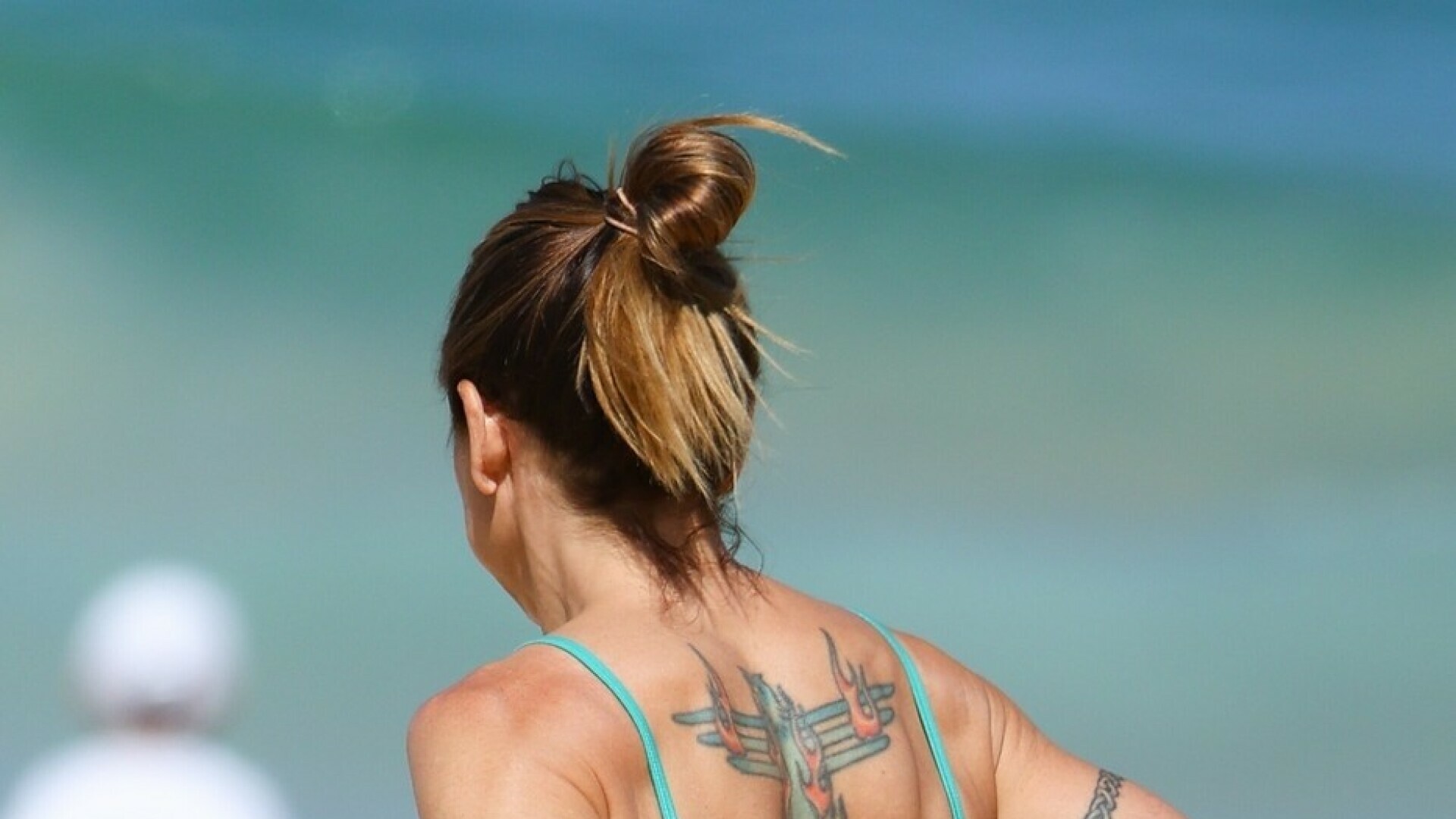 Ima 51 godinu! Sićušni badić istaknuo brutalno isklesano tijelo bivše spajsice