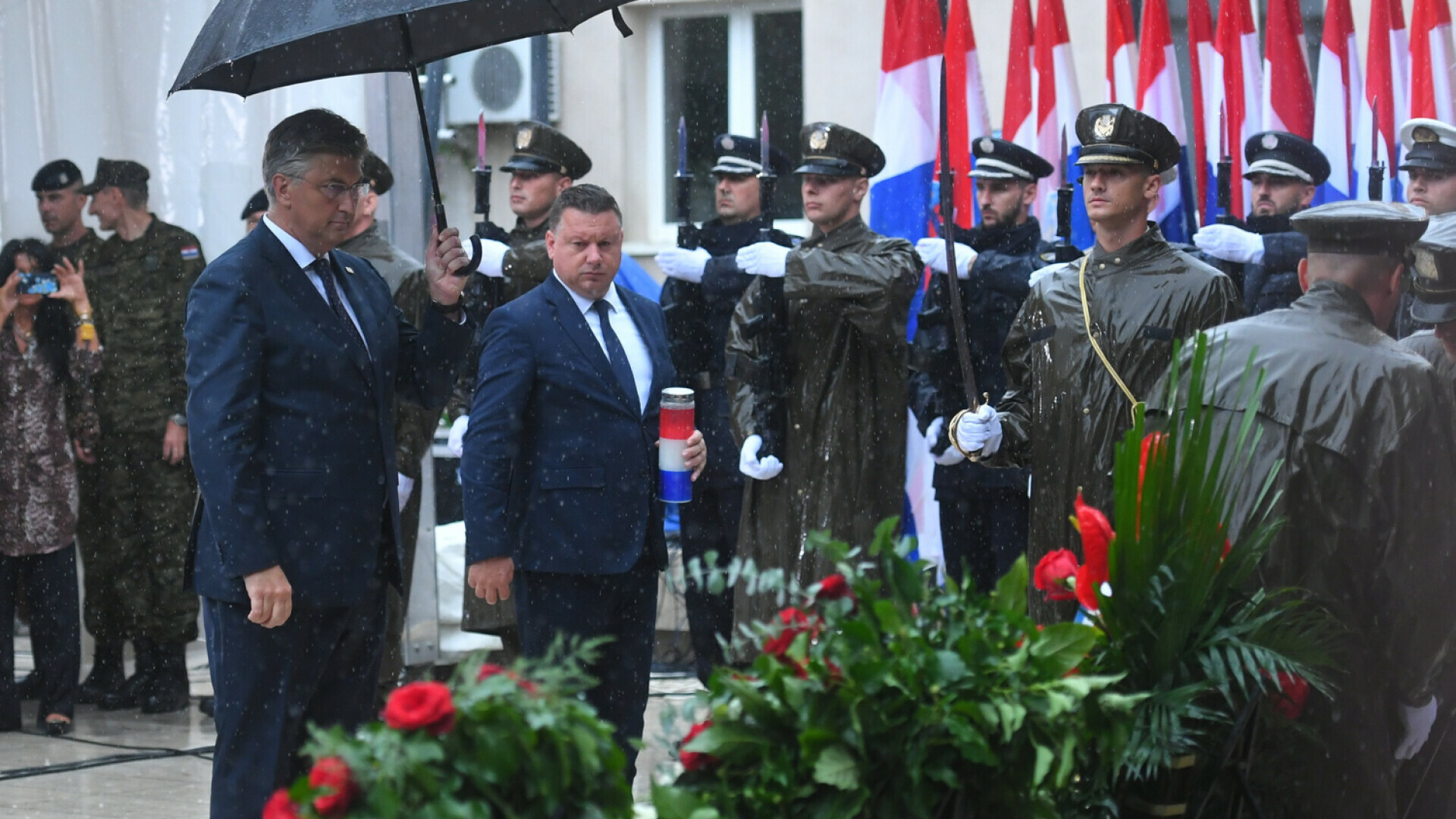 FOTOGALERIJA Državni vrh zajedno u Kninu: Pogledajte kako su Milanović ...