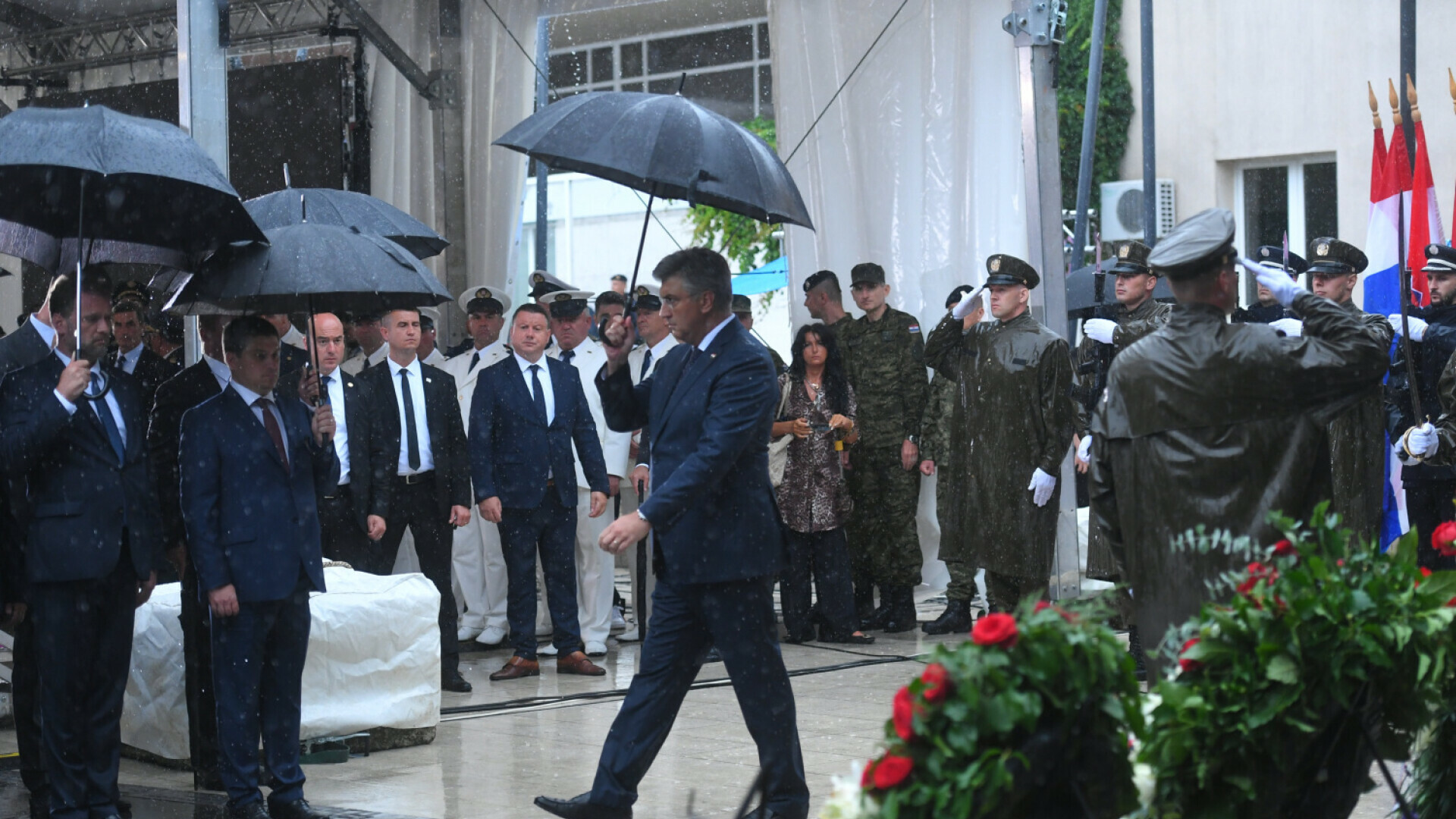 FOTOGALERIJA Državni vrh zajedno u Kninu: Pogledajte kako su Milanović ...