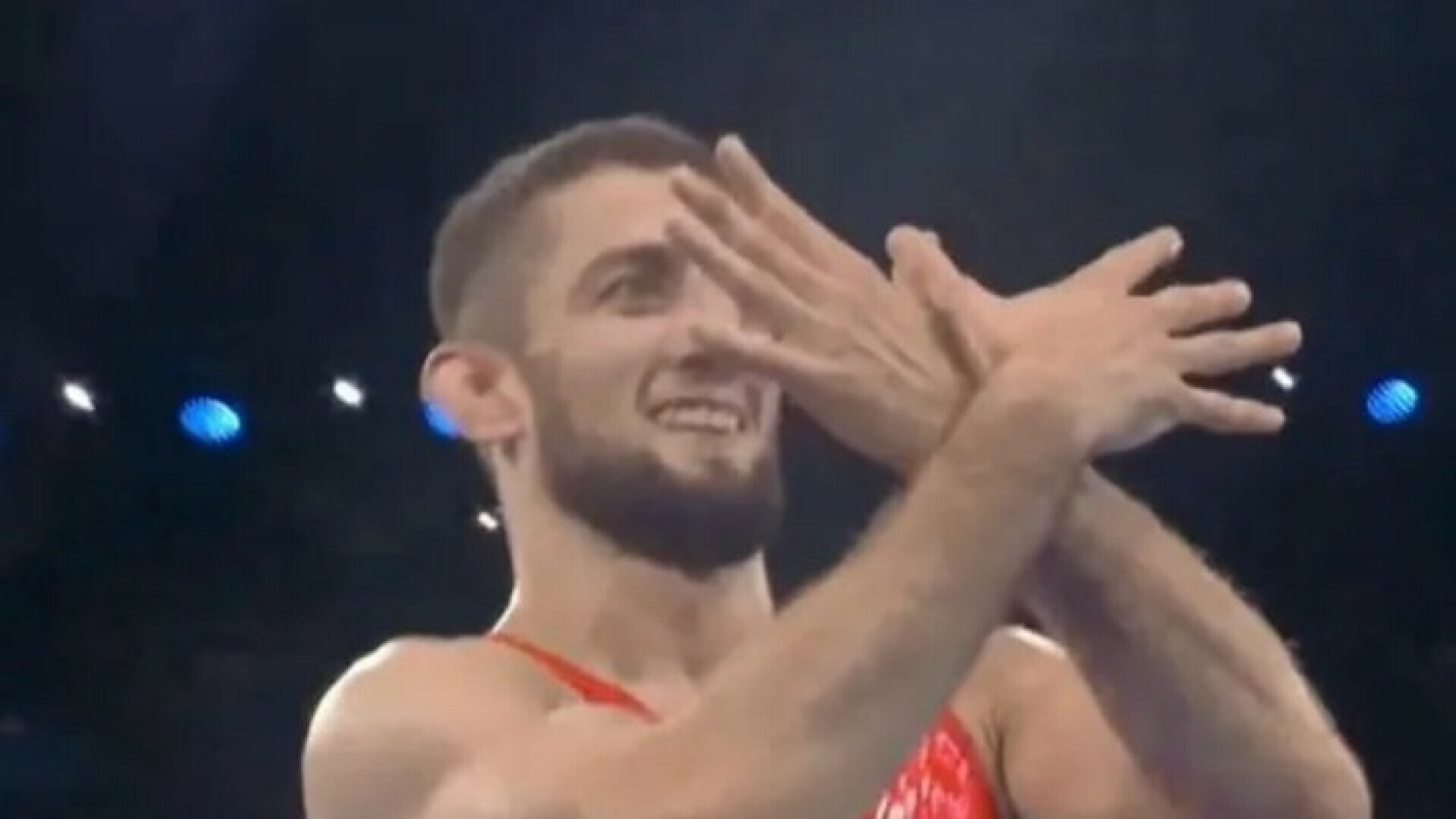 Rus šokirao Srbe: Osvojio olimpijsku medalju pa pokazao dvoglavog orla
