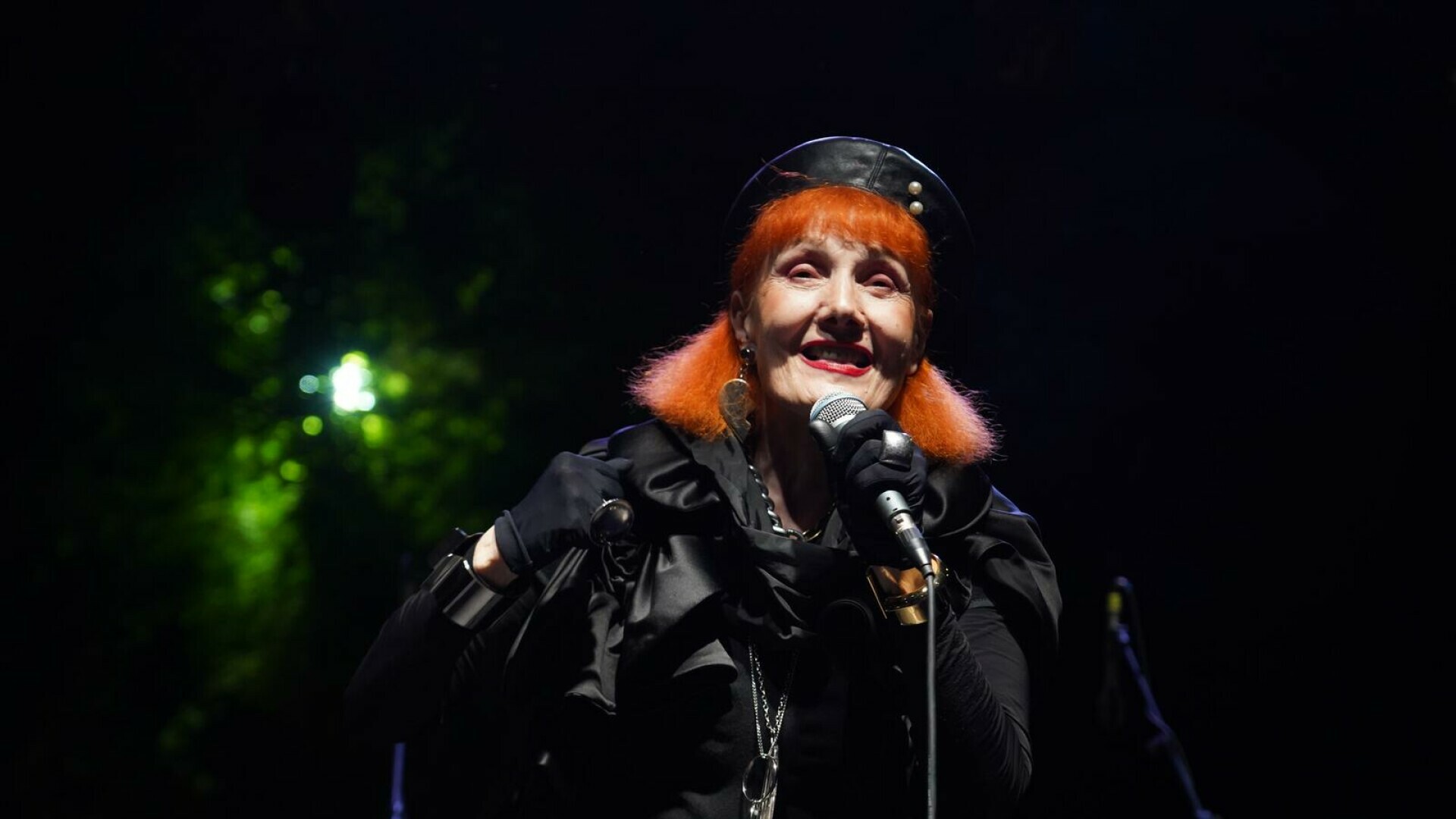 U prodaji je reizdanje sjajnog albuma Josipa Lisac & B.P. Convention ...