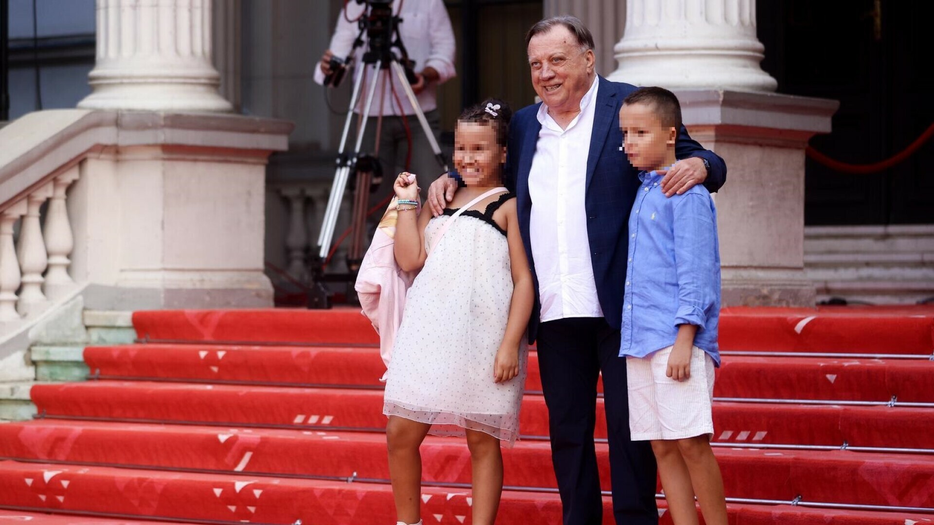 Znate li kako izgleda supruga Halida Bešlića? Rijetko se eksponira ...