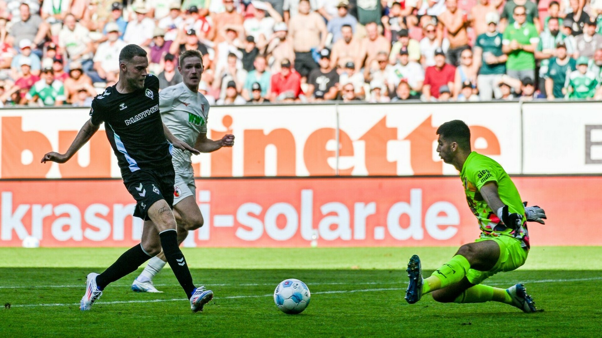 VIDEO Labrović skinuo zicer i spasio Augsburg u bundesligaškom debiju ...