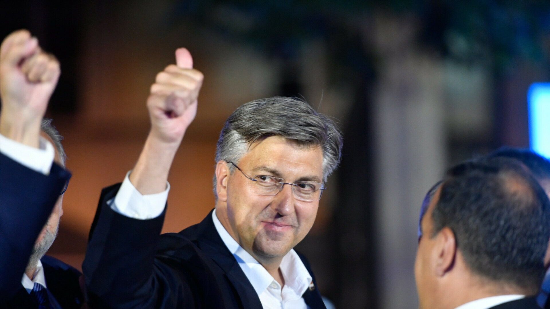 Dobiva li Plenković političke poene smjenom Barbarića? Pogledajte ...