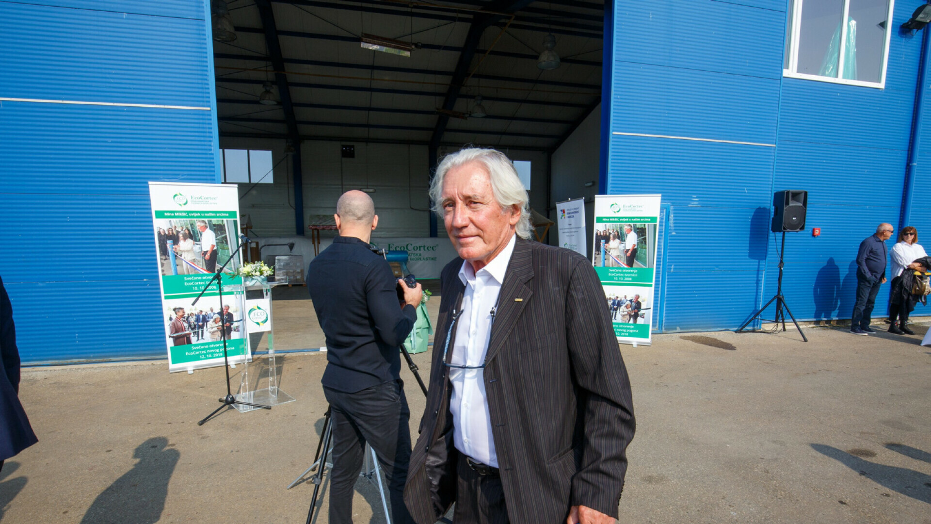 Bio je senzacija izbora 2005., a sad radnicima dijeli 1000 eura ...