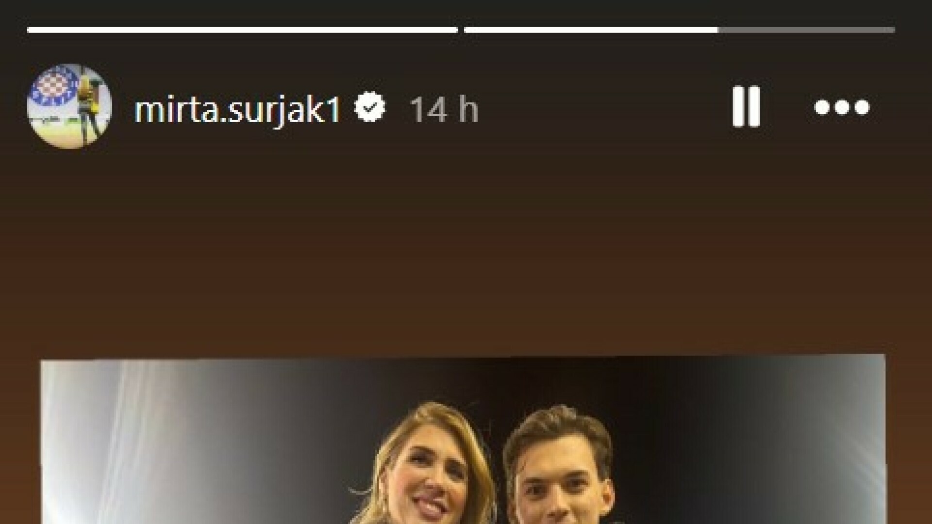 Niko Sigur pobjedu na Poljudu proslavio je u zagrljaju poznate Hrvatice, pozornost je privukao i ...