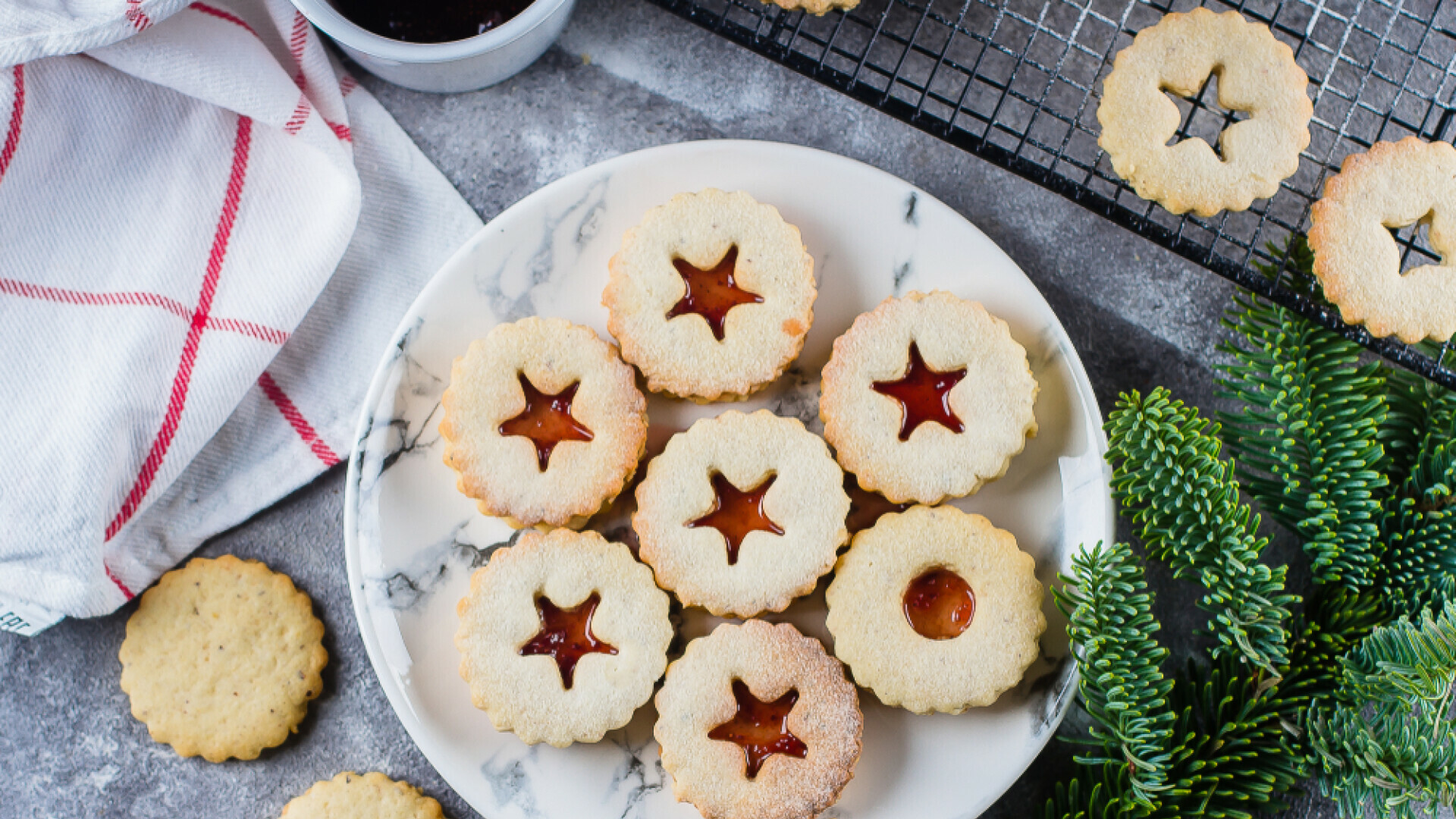 Recept za linzere koje mogu napraviti i oni koji nikad nisu ušli u kuhinju