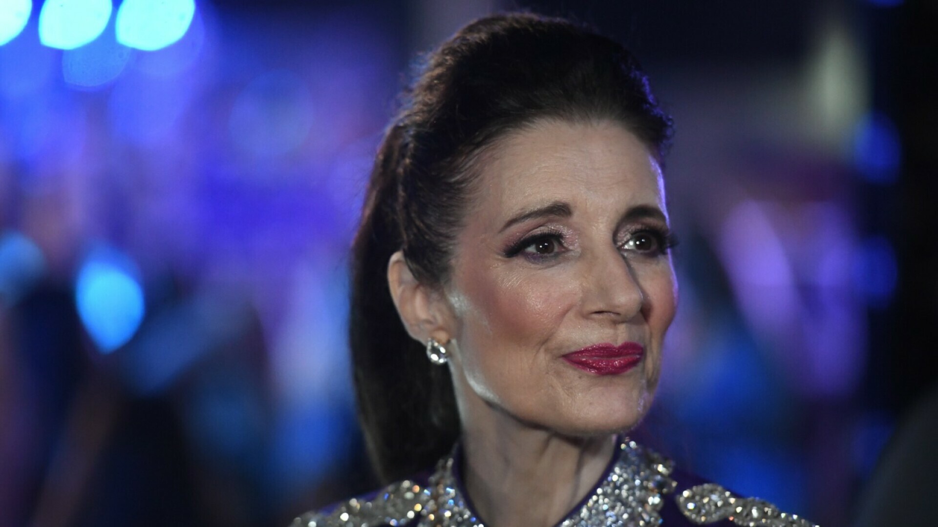 "Lažna suknja" Doris Dragović sjajan je izbor za pozornicu, ali i ...