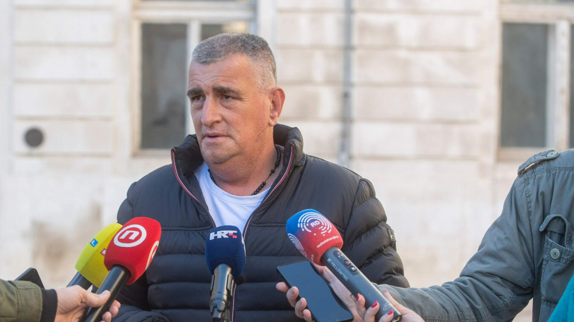 Bulj protiv poreza na nekretnine: "To malo novca što zarade..."