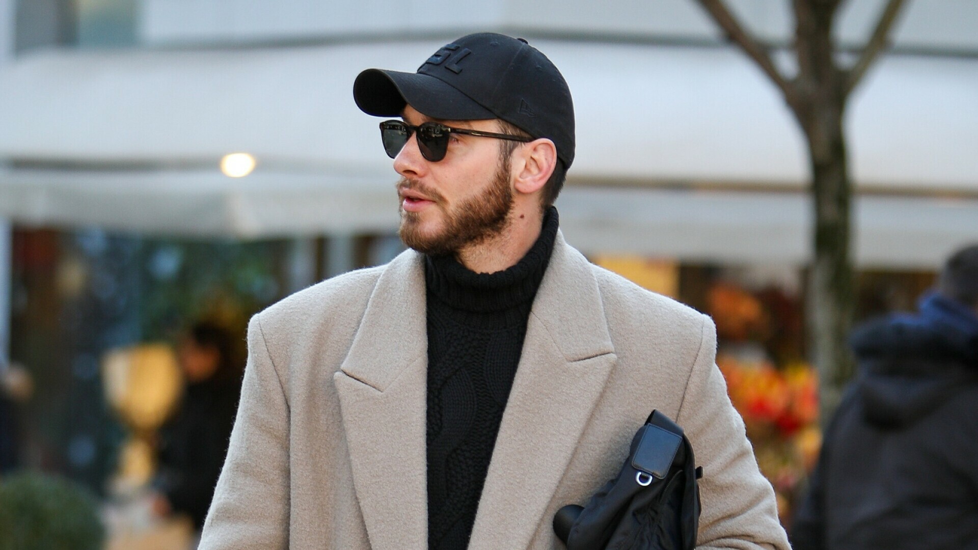 Pogledajte vrhunsko modno izdanje muškarca iz centra Zagreba, šarmirao ...