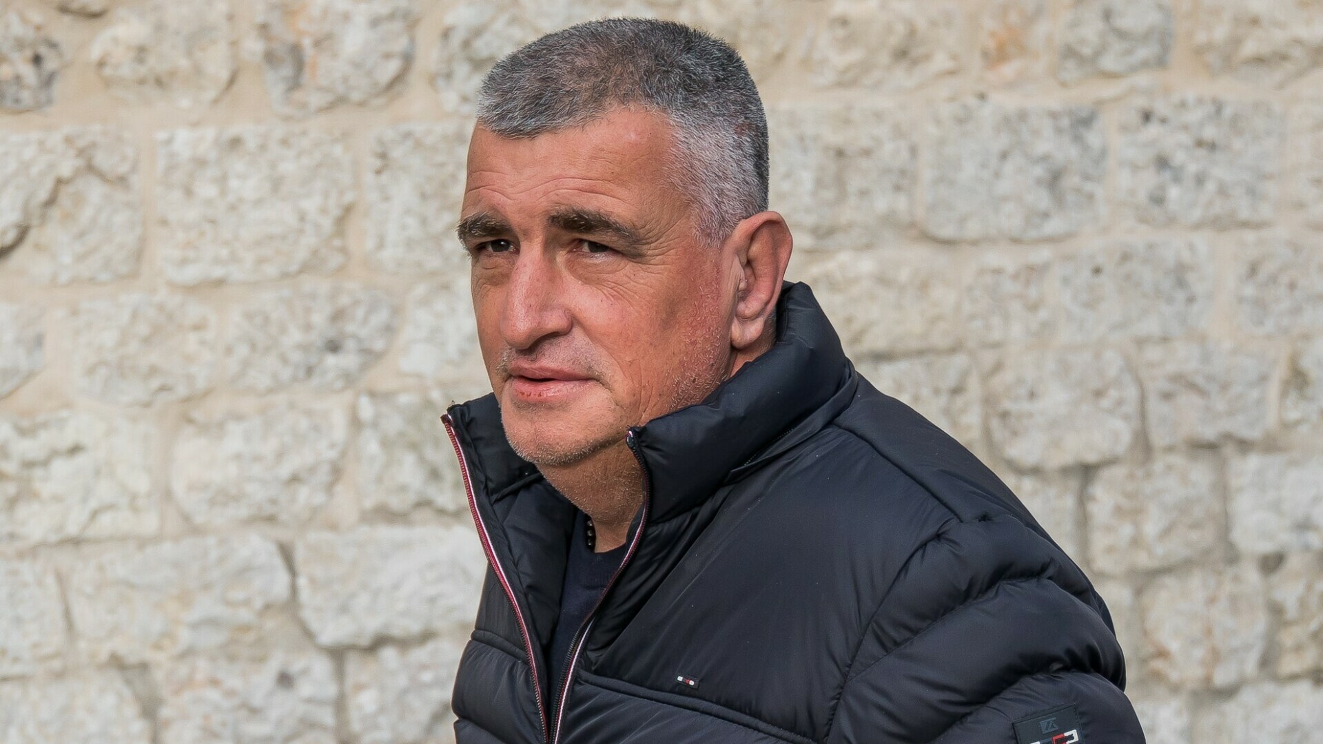 Miro Bulj vješto od javnosti skriva suprugu s kojom ima tri sina ...