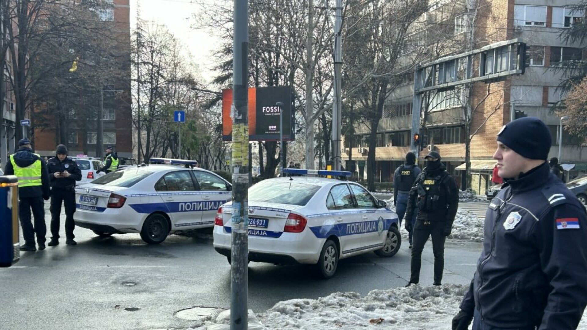 VIDEO Filmske scene u susjedstvu: Potjera u centru grada, u pucnjavi ranjen policajac