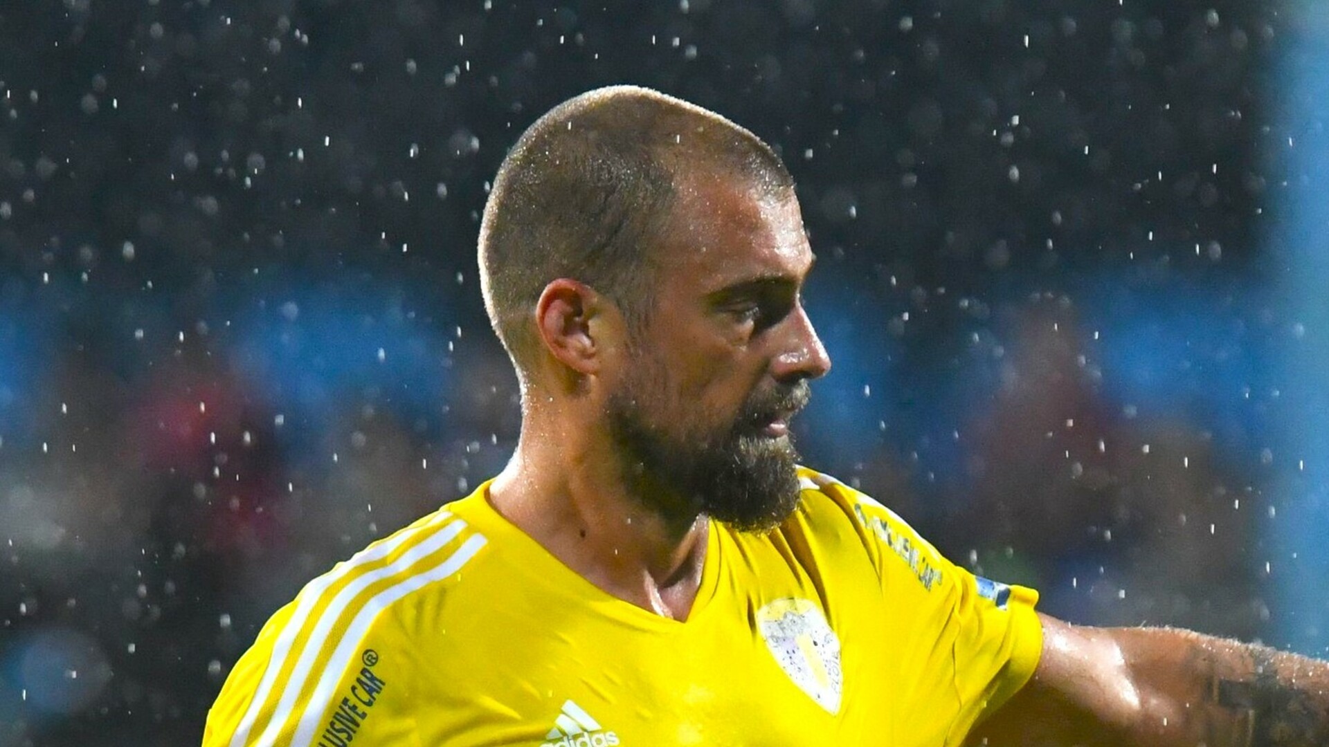 Poznati bivši nogometaš dao otkaz i otišao u Survivor, evo koliko će ...