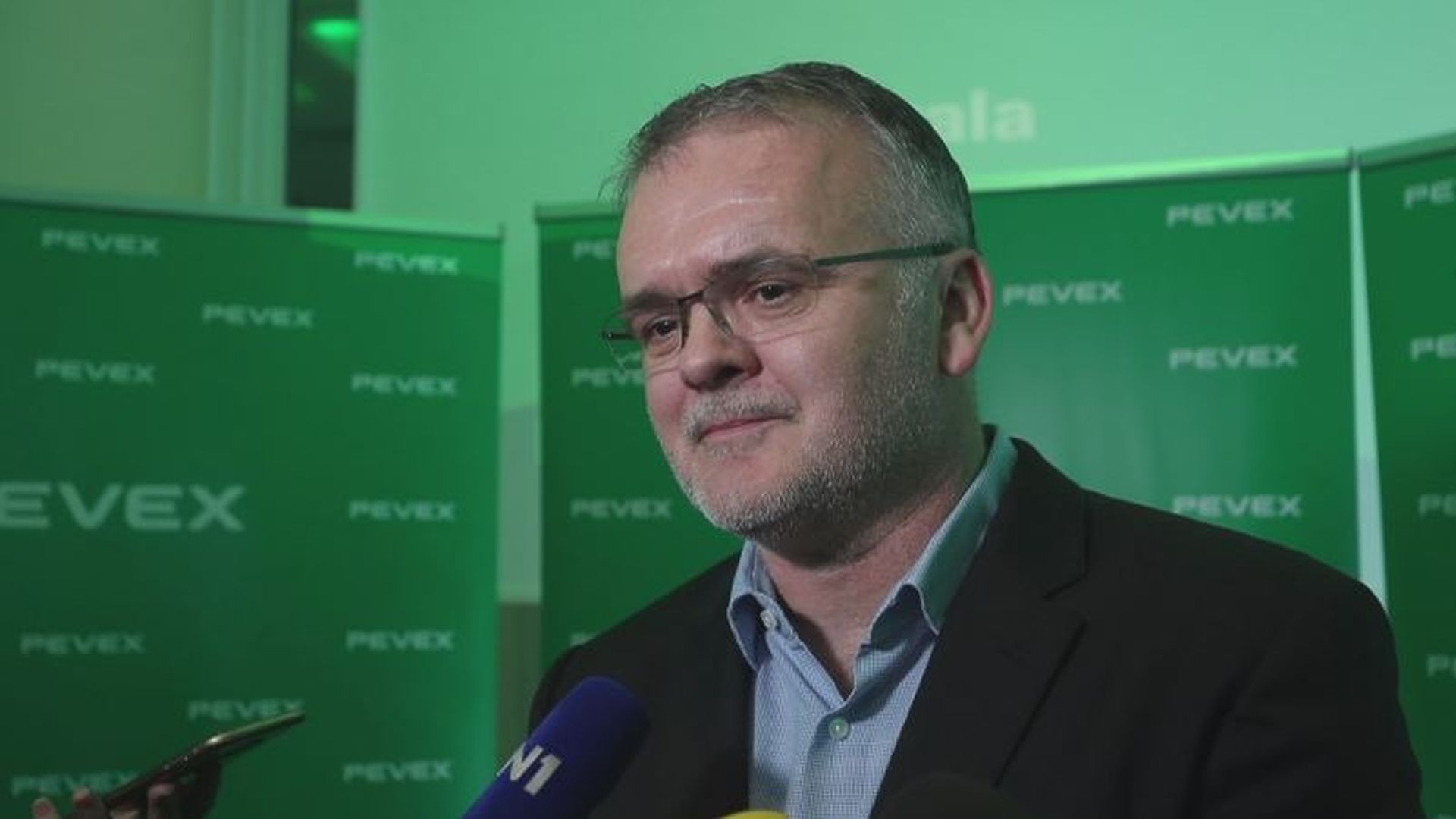 Pevec postaje Pevex i nastavlja rad bez prepoznatljivog simbola ...