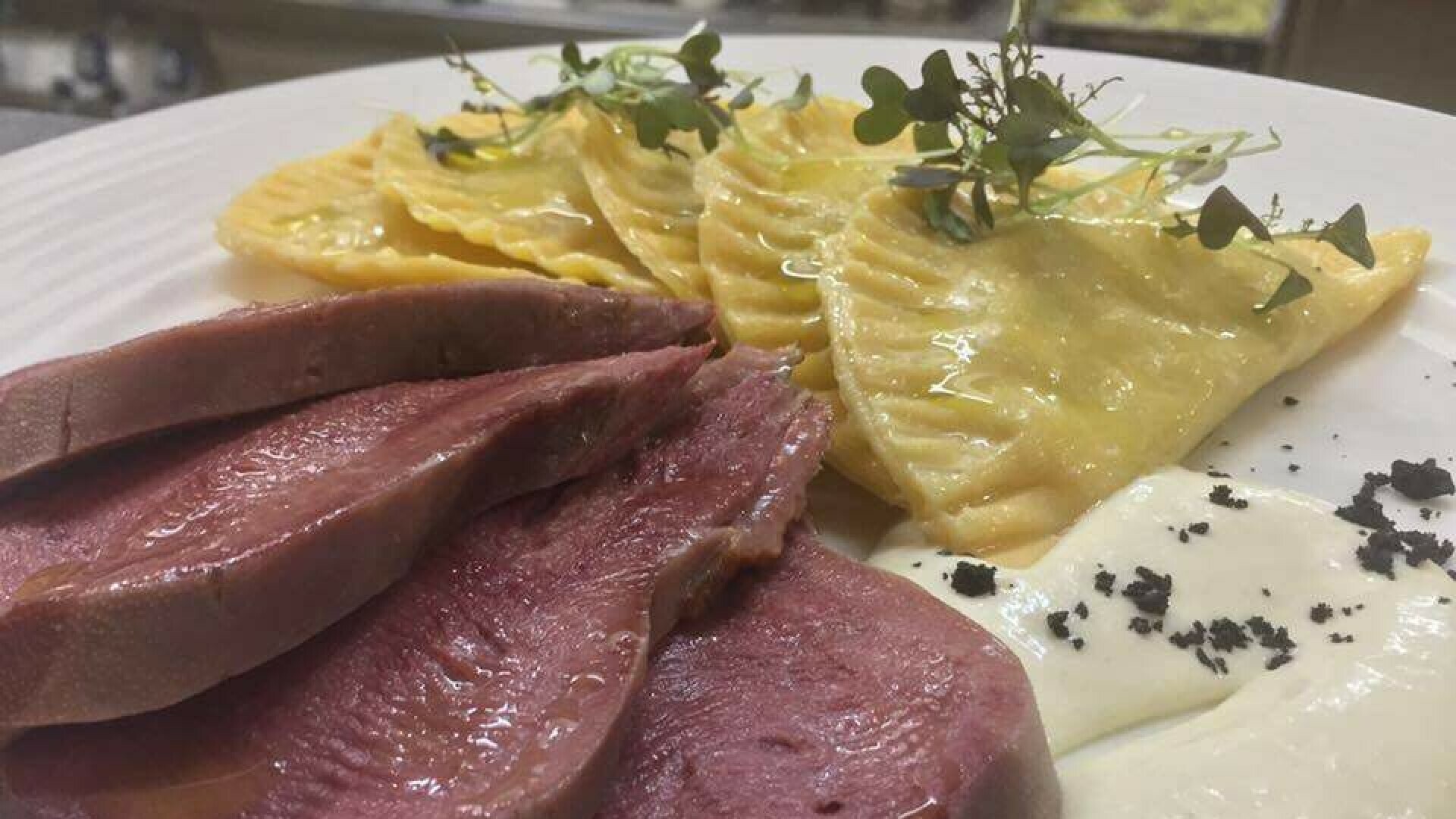 Fileki, brizle, bijeli bubrezi: Zagrebački restoran čiji broj telefona ...